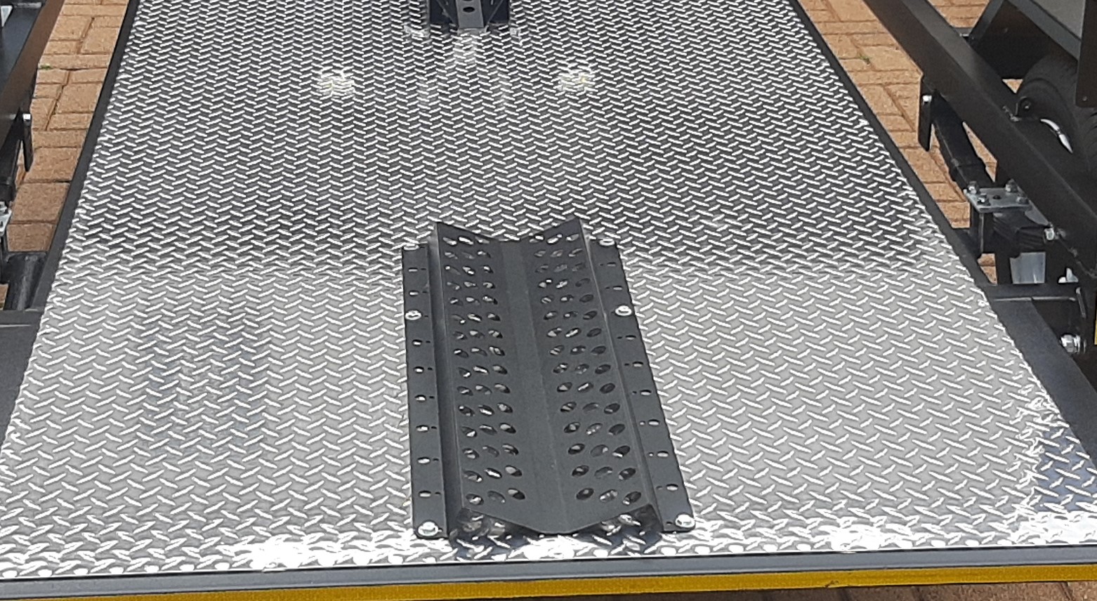 Trailer Rear Wheel Channel – Compact Bike Trailers and Motorcycle ...